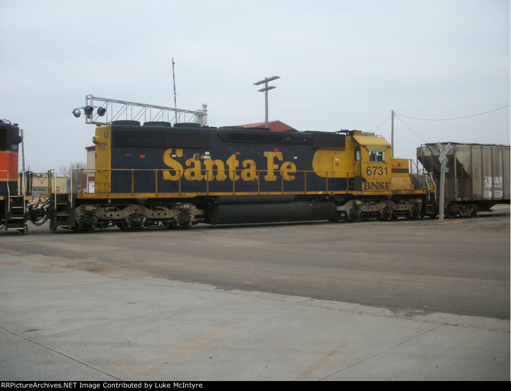 BNSF 6731 on northbound BNSF local train
